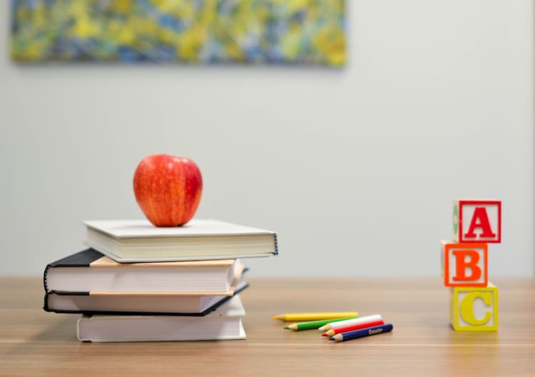 Language Immersion Camps for Kids: French, Spanish, German & More ...